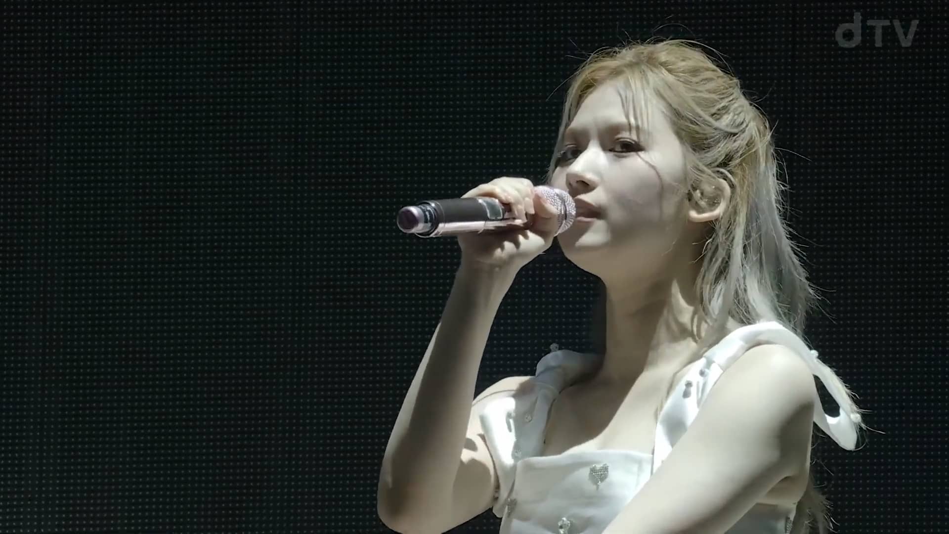 Twice - Rewind (4TH world tour III at Tokyo dome) on Vimeo