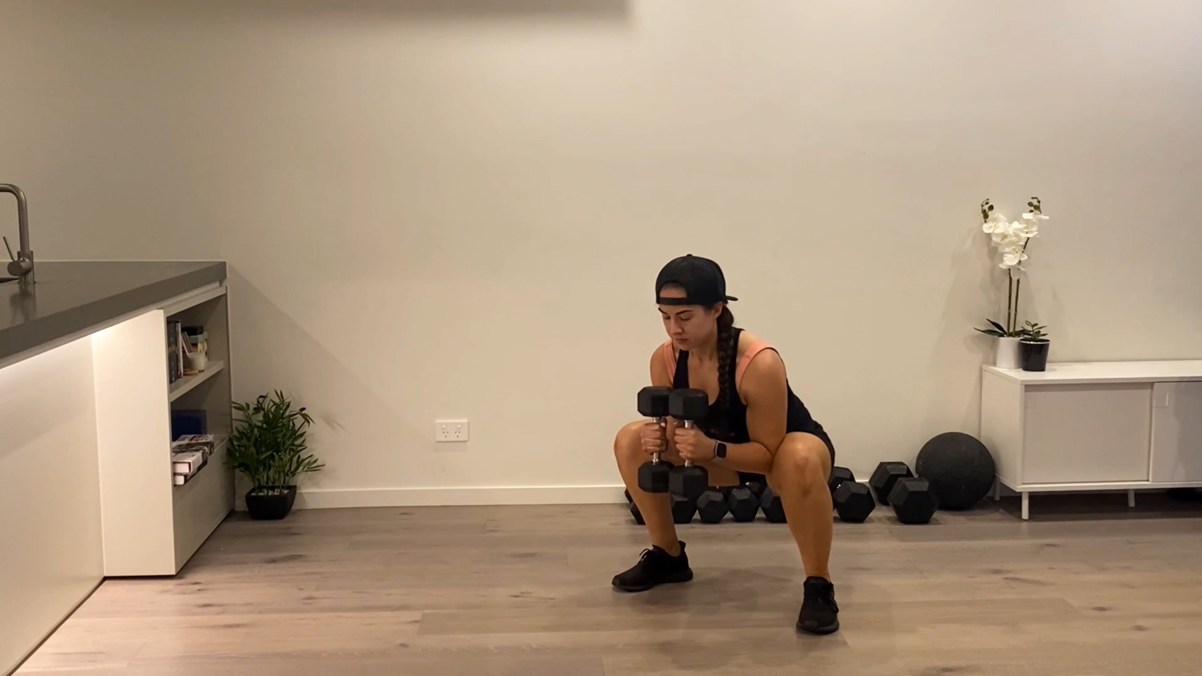 Dumbbell Frog Squats on Vimeo