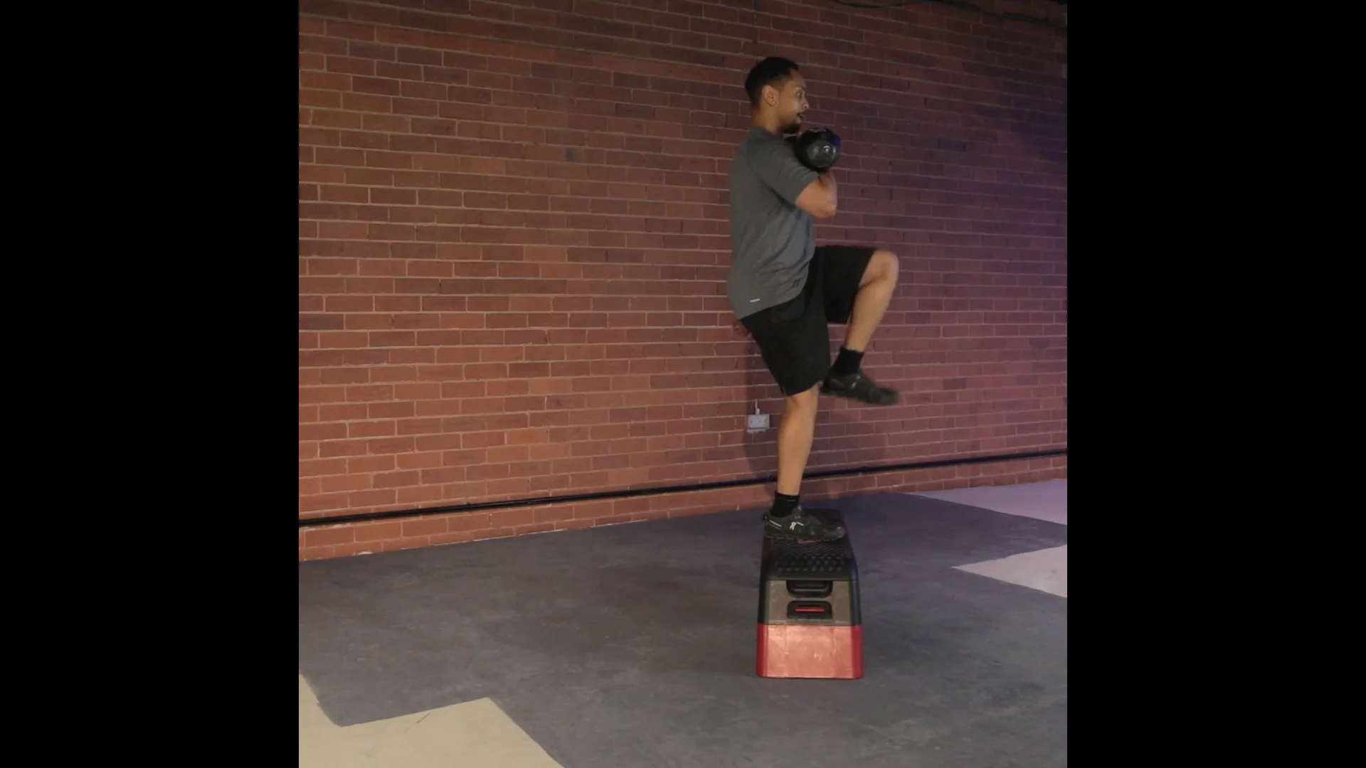 EID1569 - Kettlebell Step Up w Knee Drive on Vimeo