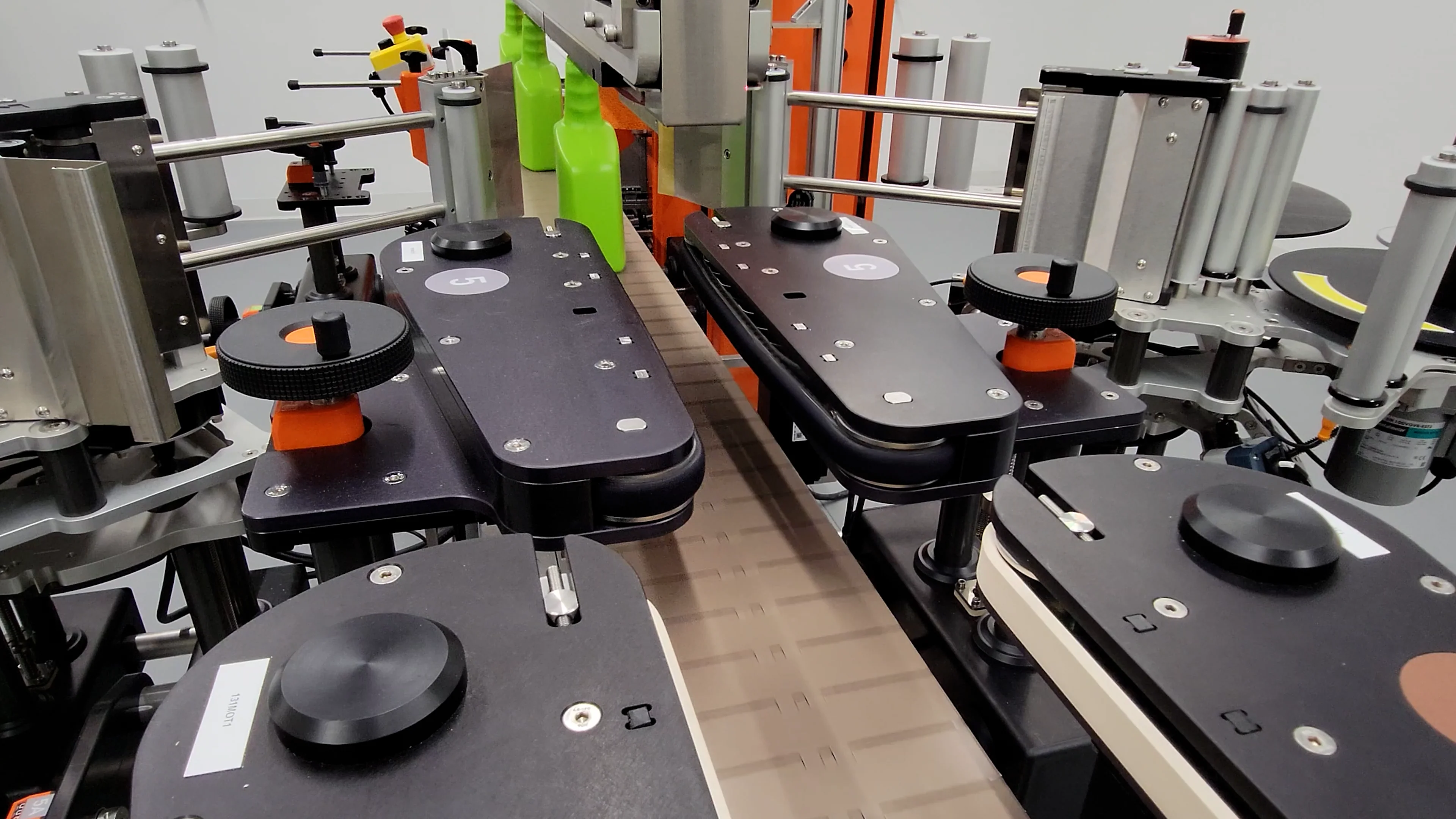 Pathfinder - Servo Belts Container Alignment System on Vimeo