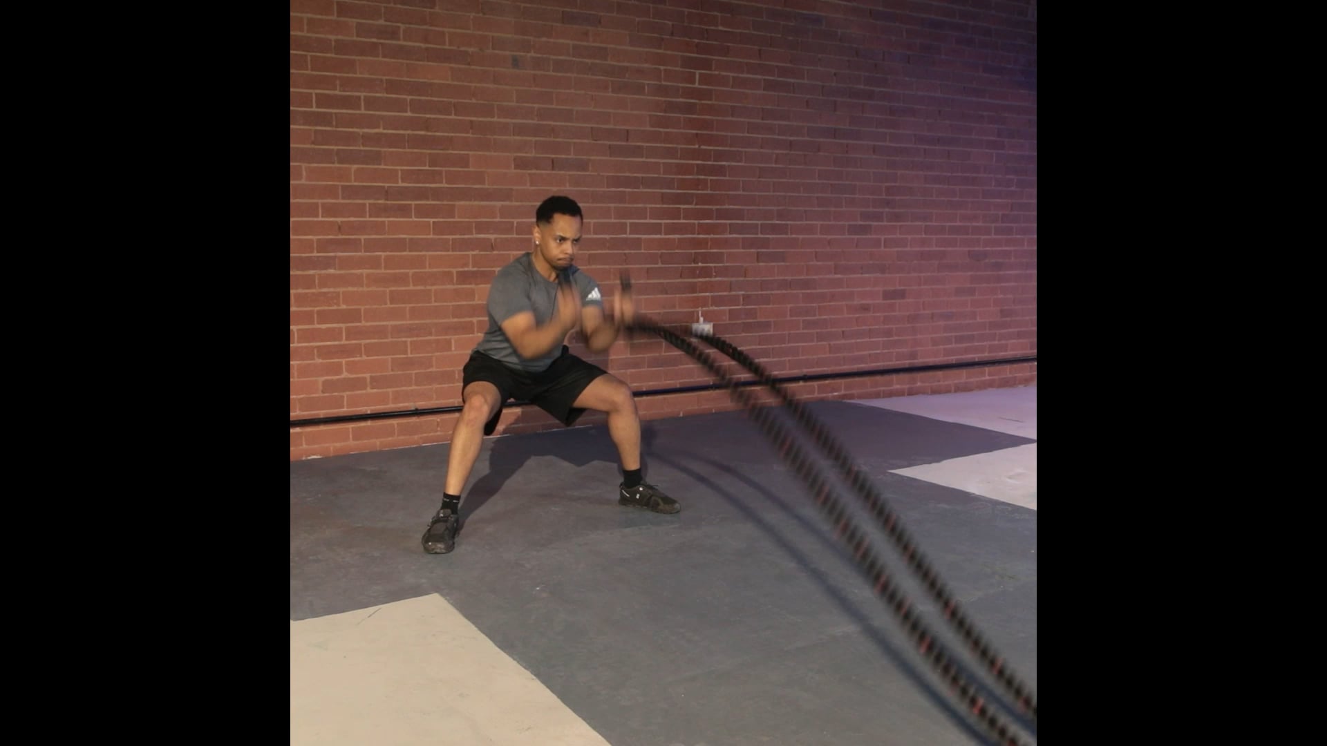 EID1407 - Battle Ropes Squat Waves on Vimeo