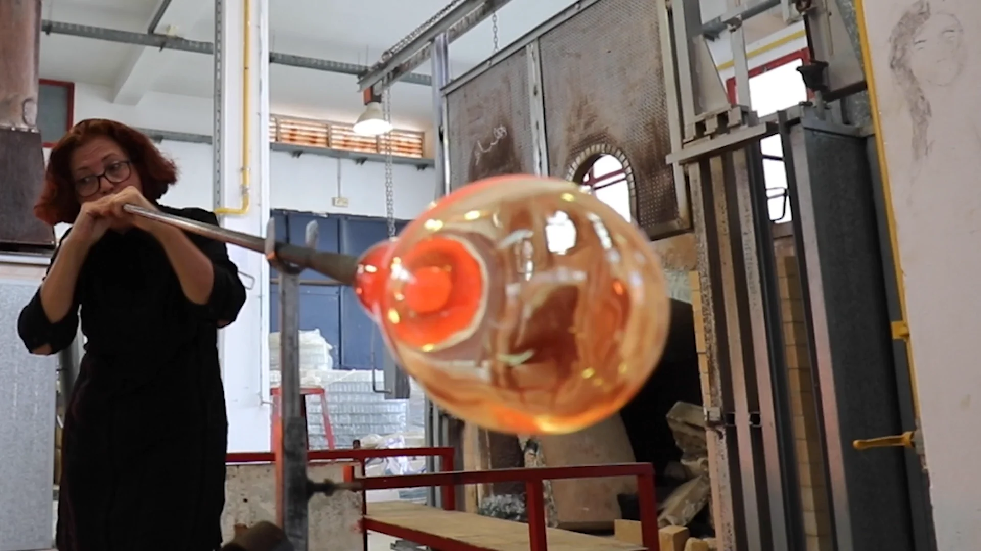 Sadika Keskes and the Art of Tunisian Glass on Vimeo