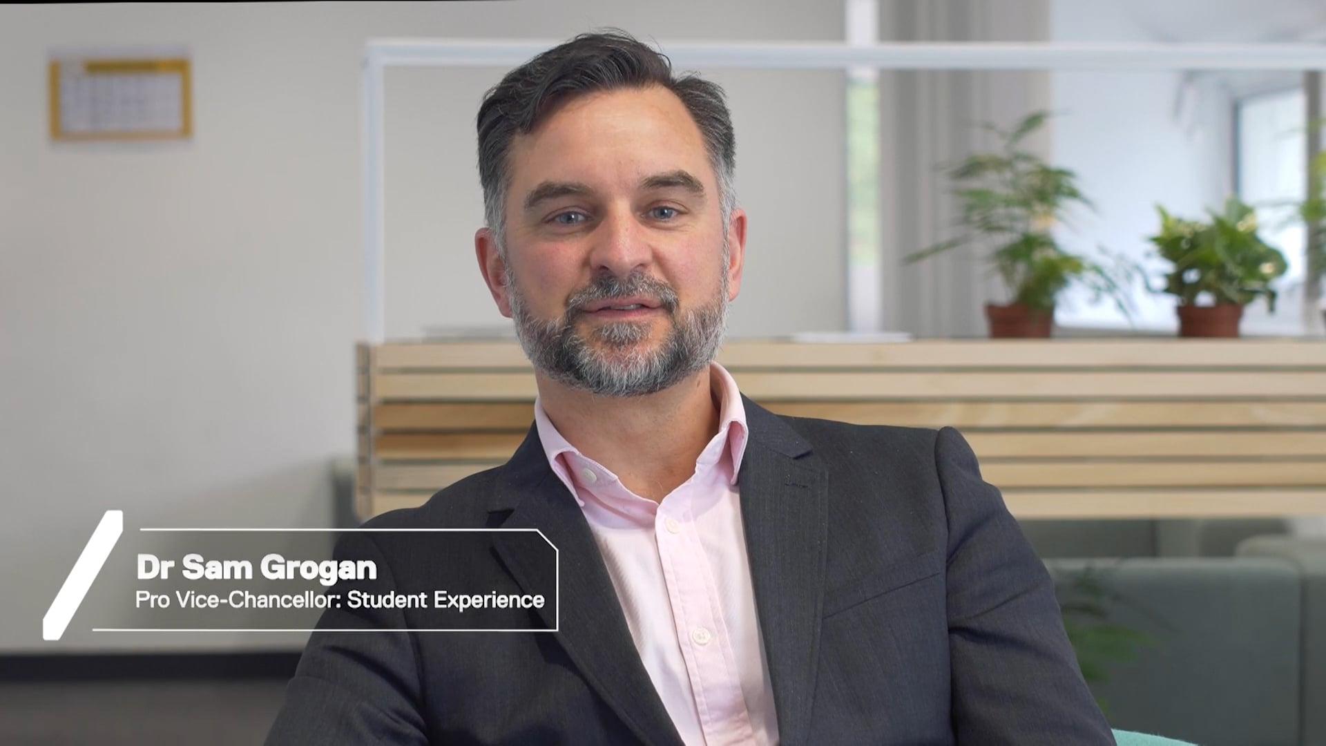 Dr Sam Grogan: Shape of the Academic Year on Vimeo