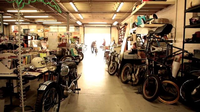 Garage Company for Born Free 3