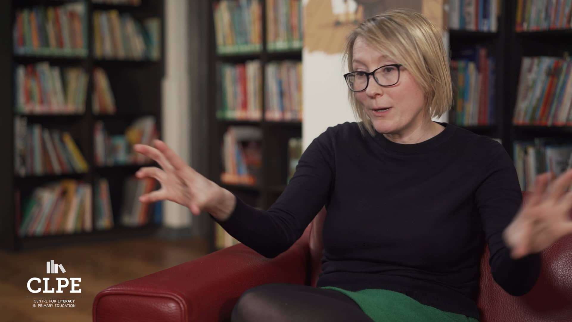 Laura Mucha - Why is poetry important? on Vimeo
