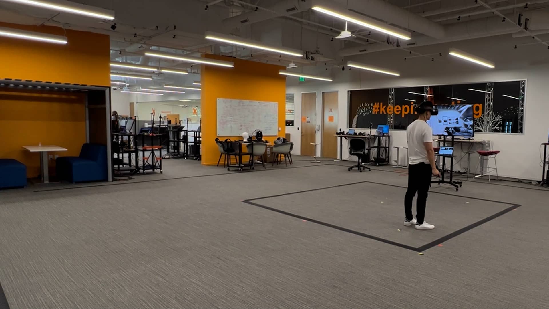 XCOM Labs Wireless XR demonstration on Vimeo
