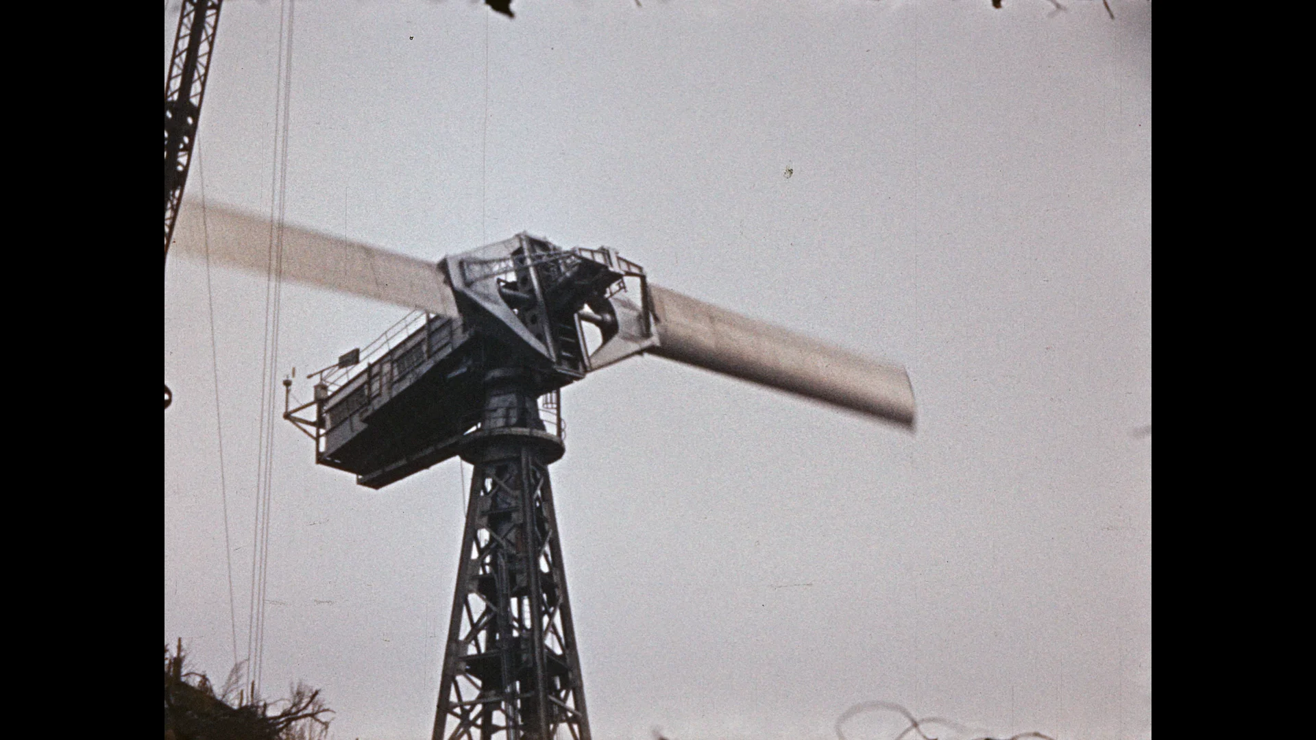Smith-Putnam Wind Turbine in Operation 1080p