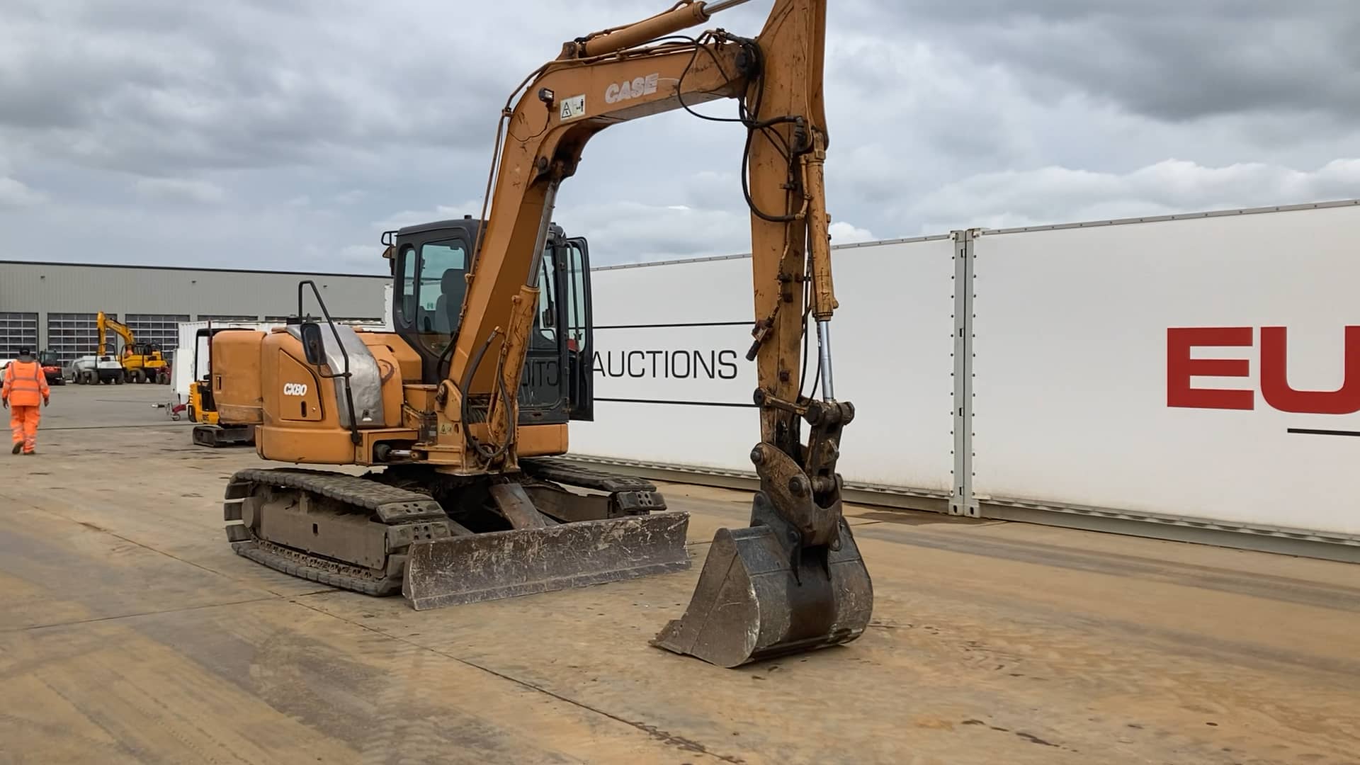 Case CX80 - Leeds June 22 on Vimeo