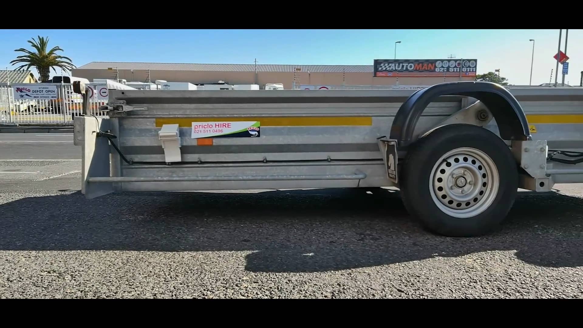 Priclo Trailers - Hydraulic Break Neck Carrier Trailer.mp4 on Vimeo