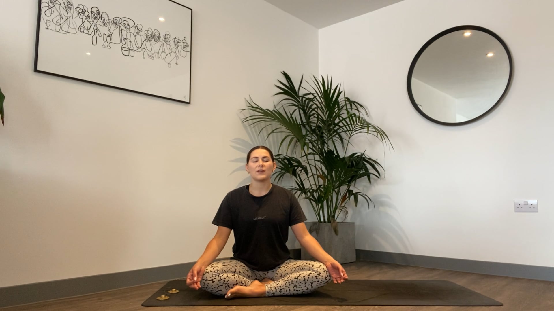 Core Focused Flow | Functional Core Exercises For Strength In Your Core ...