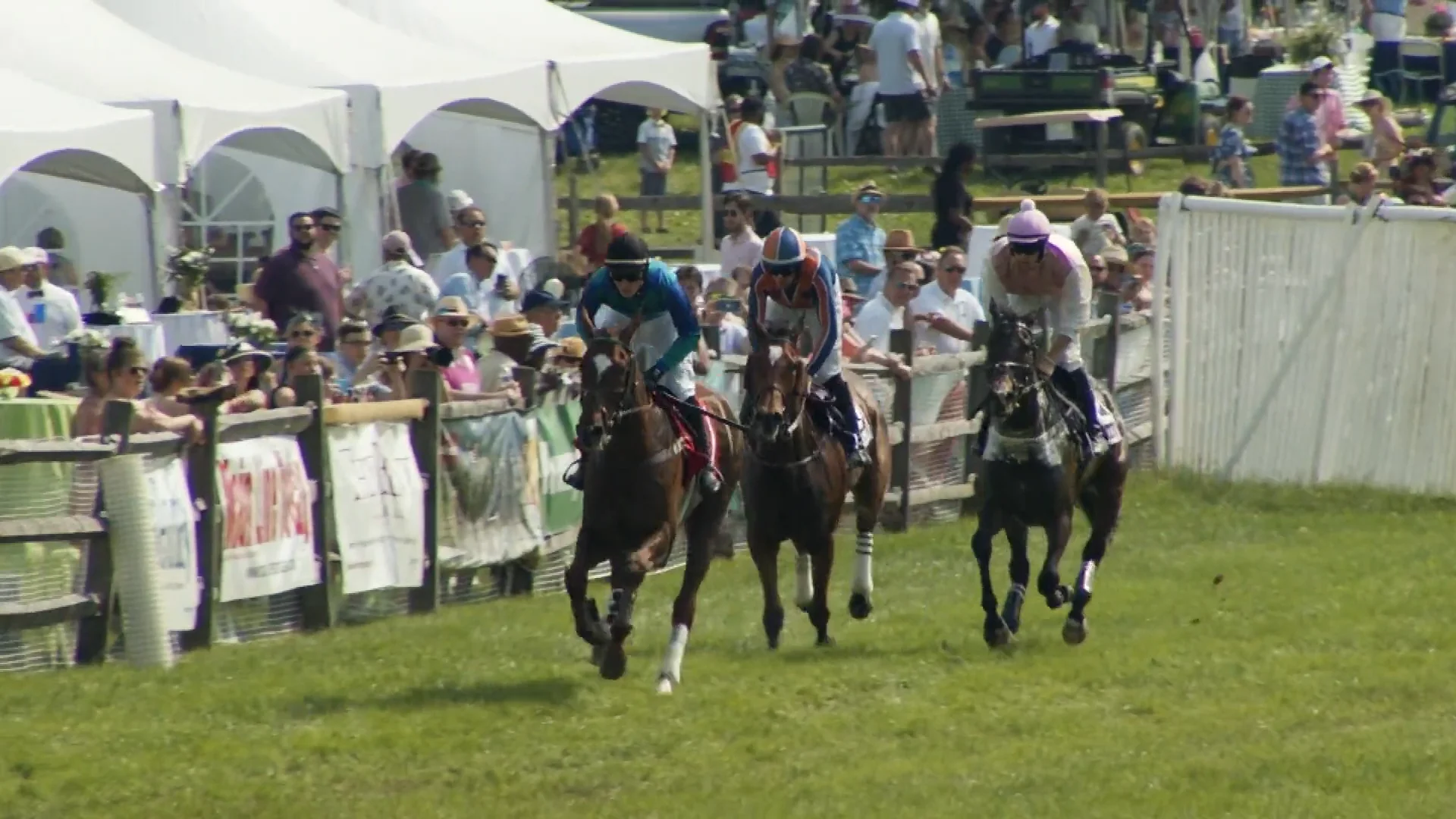 2022 Radnor Hunt Races - Radnor - Race 3.m4v on Vimeo