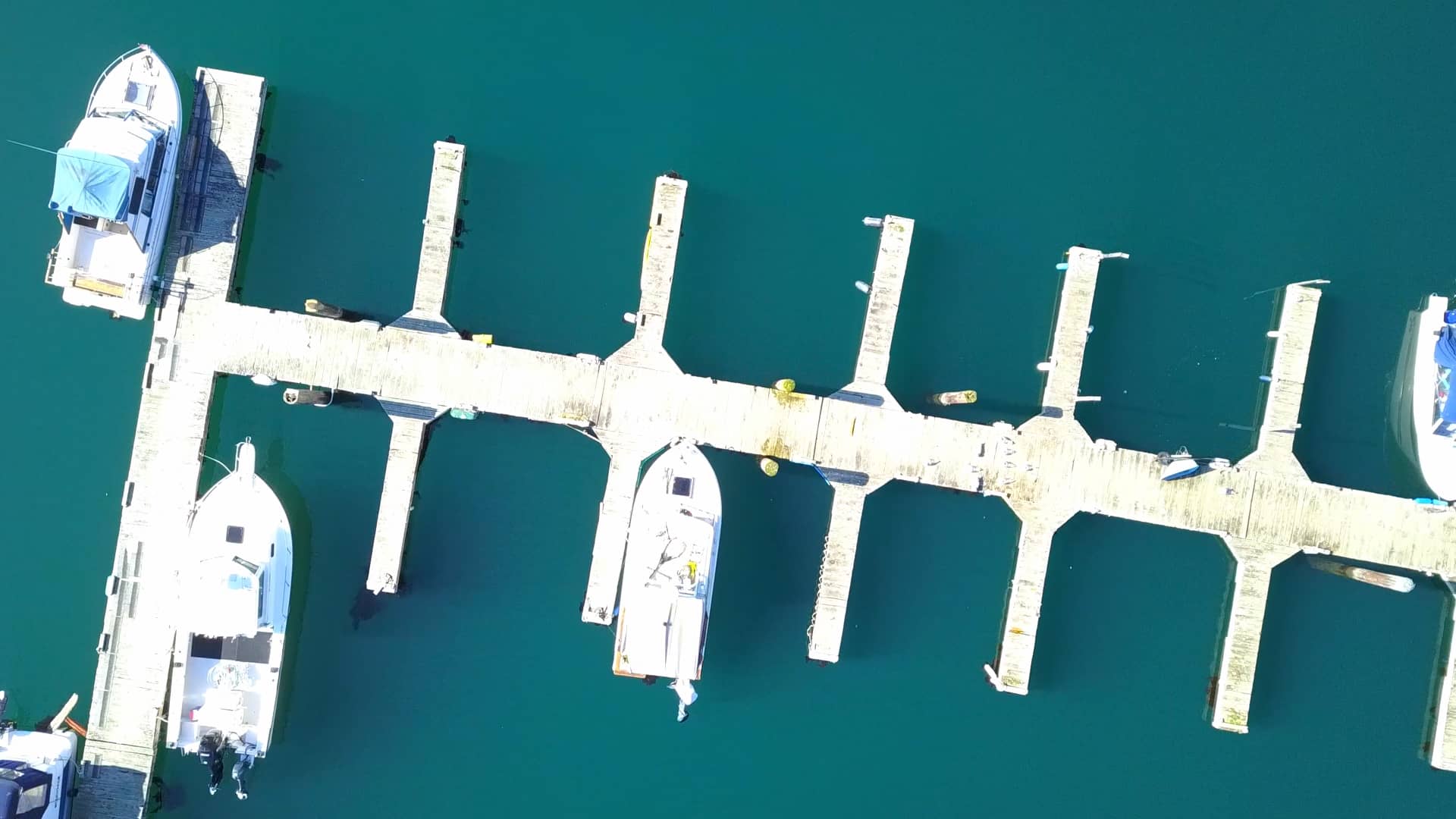 Spirit_Bay_Aerial on Vimeo