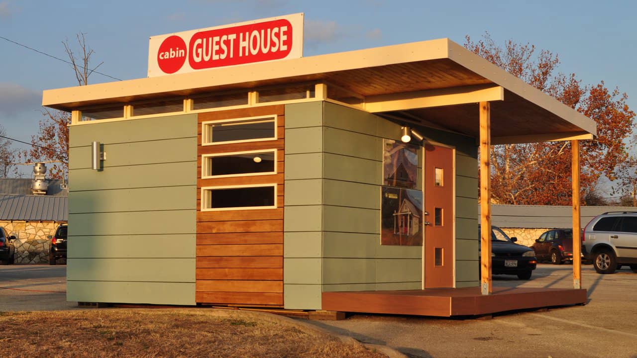 14x14 Modern Studio show model in Austin, TX on Vimeo