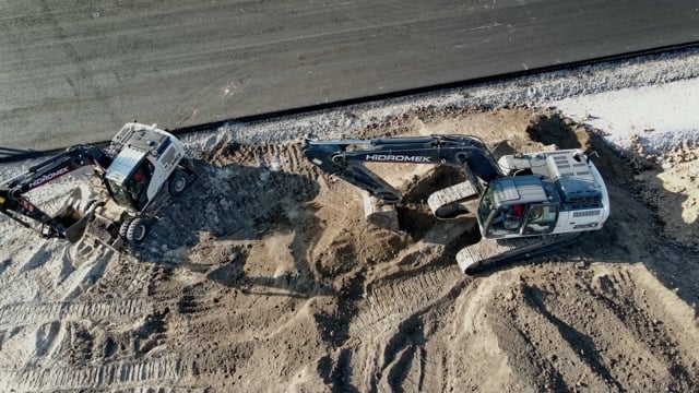 Road Building Excavator - Free video on Pixabay