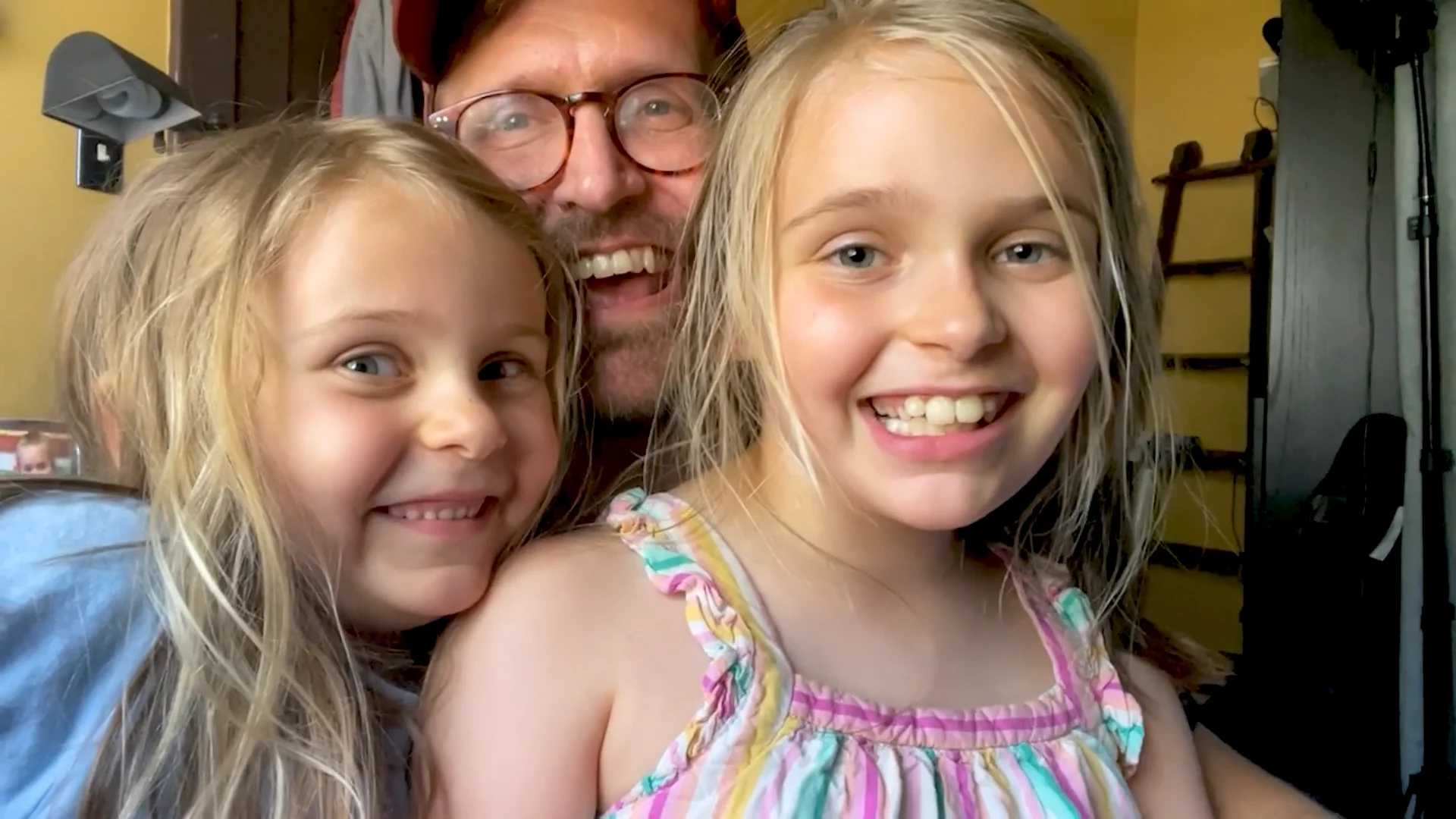 we love you alison! on Vimeo