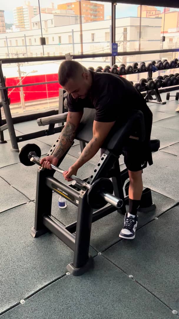 ROSCA SCOTT BARRA W on Vimeo