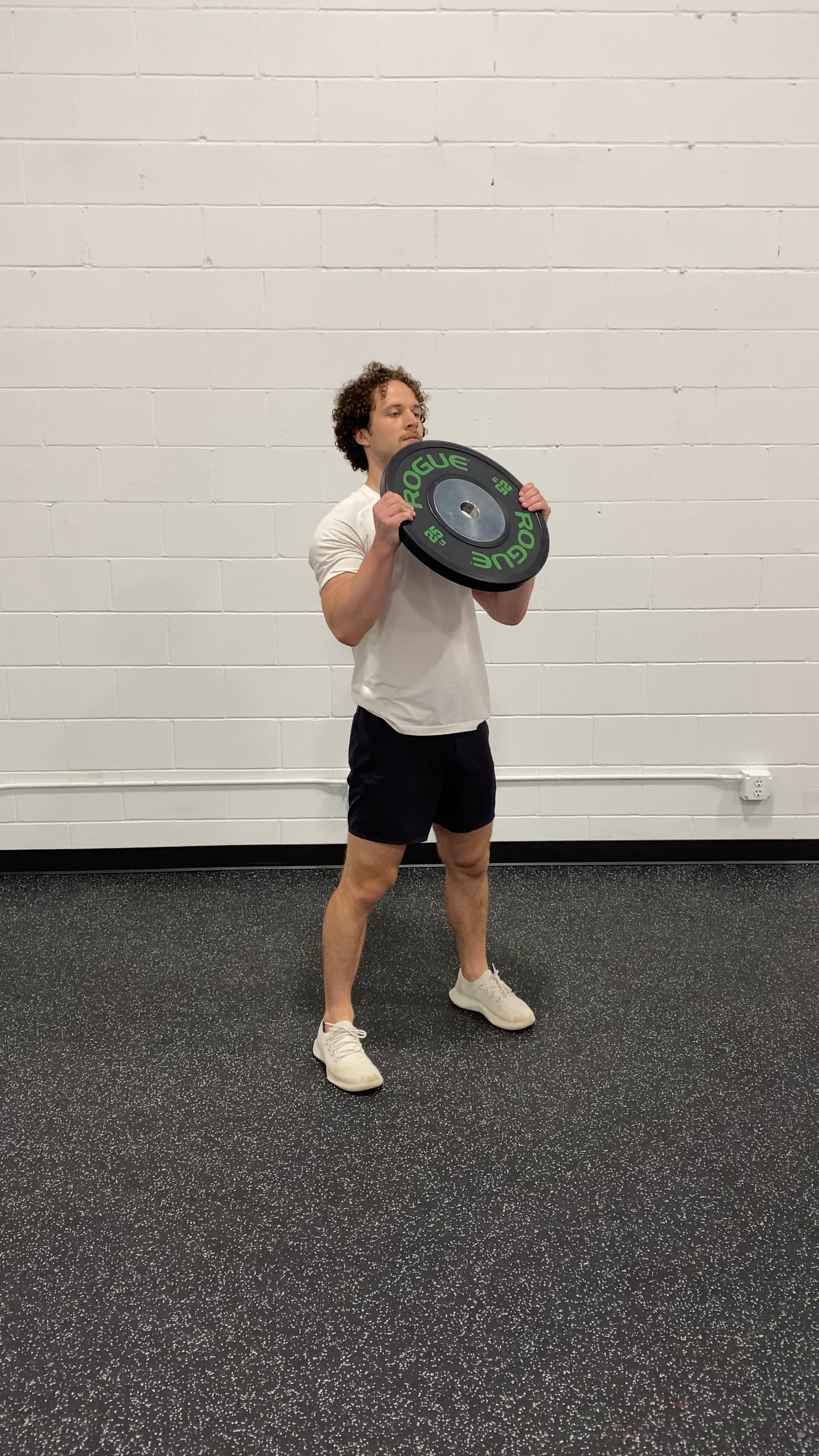 Plate Squat to Overhead Press.MOV on Vimeo