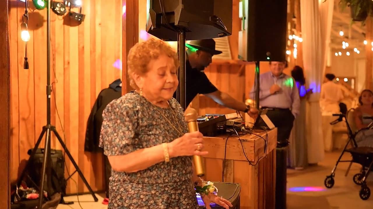 Nona Lisa sings! on Vimeo