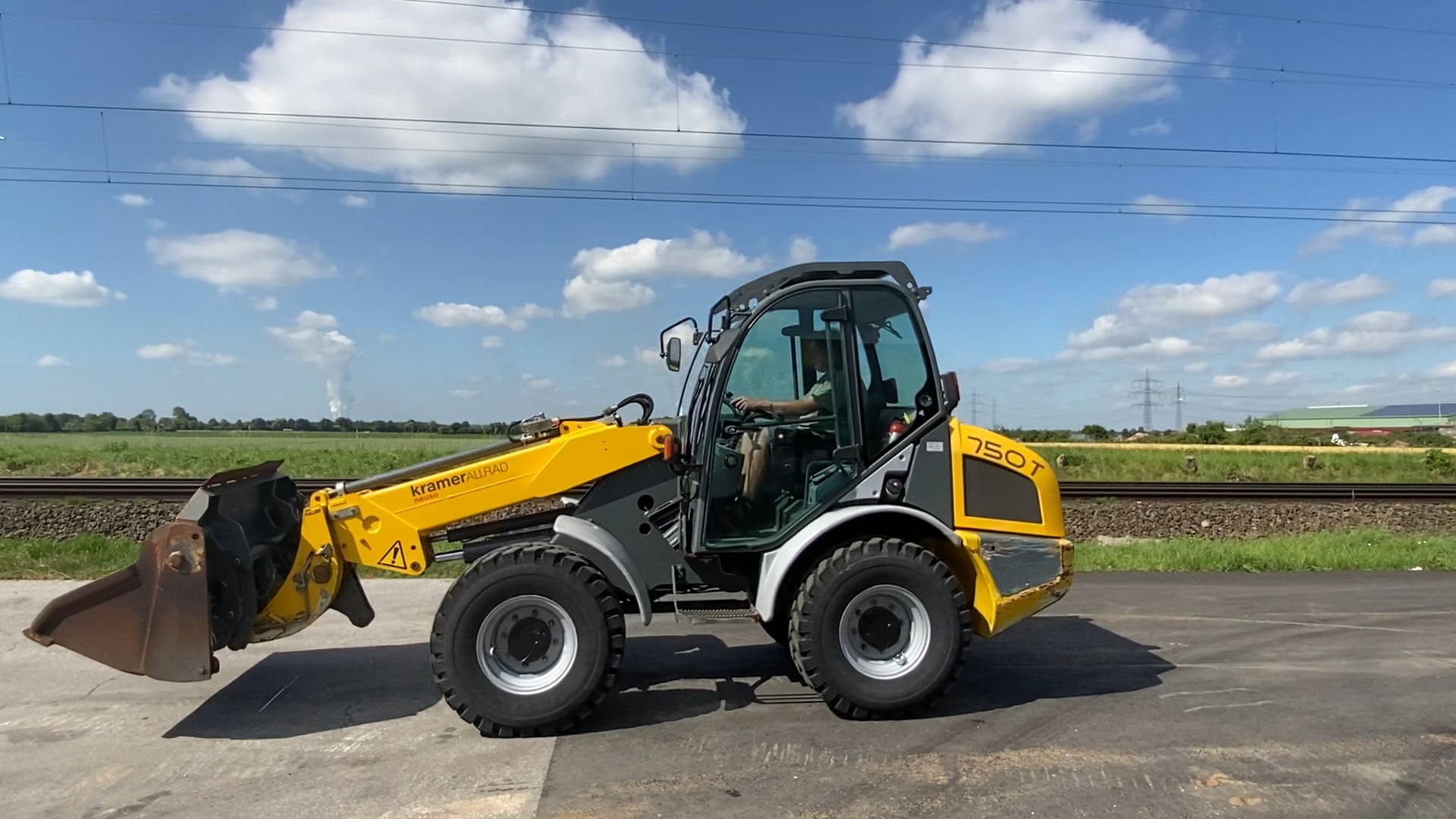 Kramer Allrad 750T Telescopic Wheeled Loader - Dormagen -June 22 on Vimeo