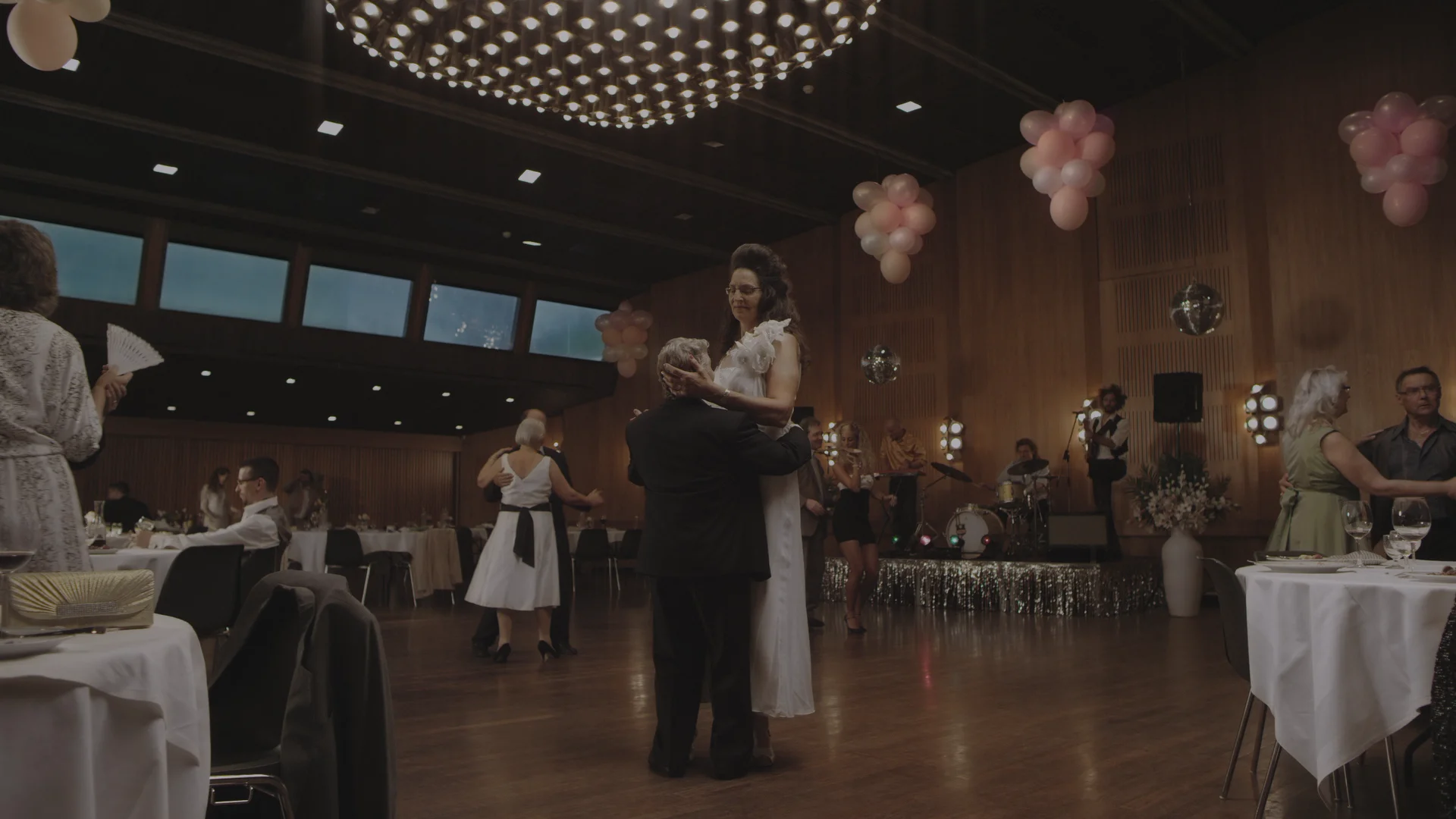 CSS HEALTH INSURANCE – Average on Vimeo