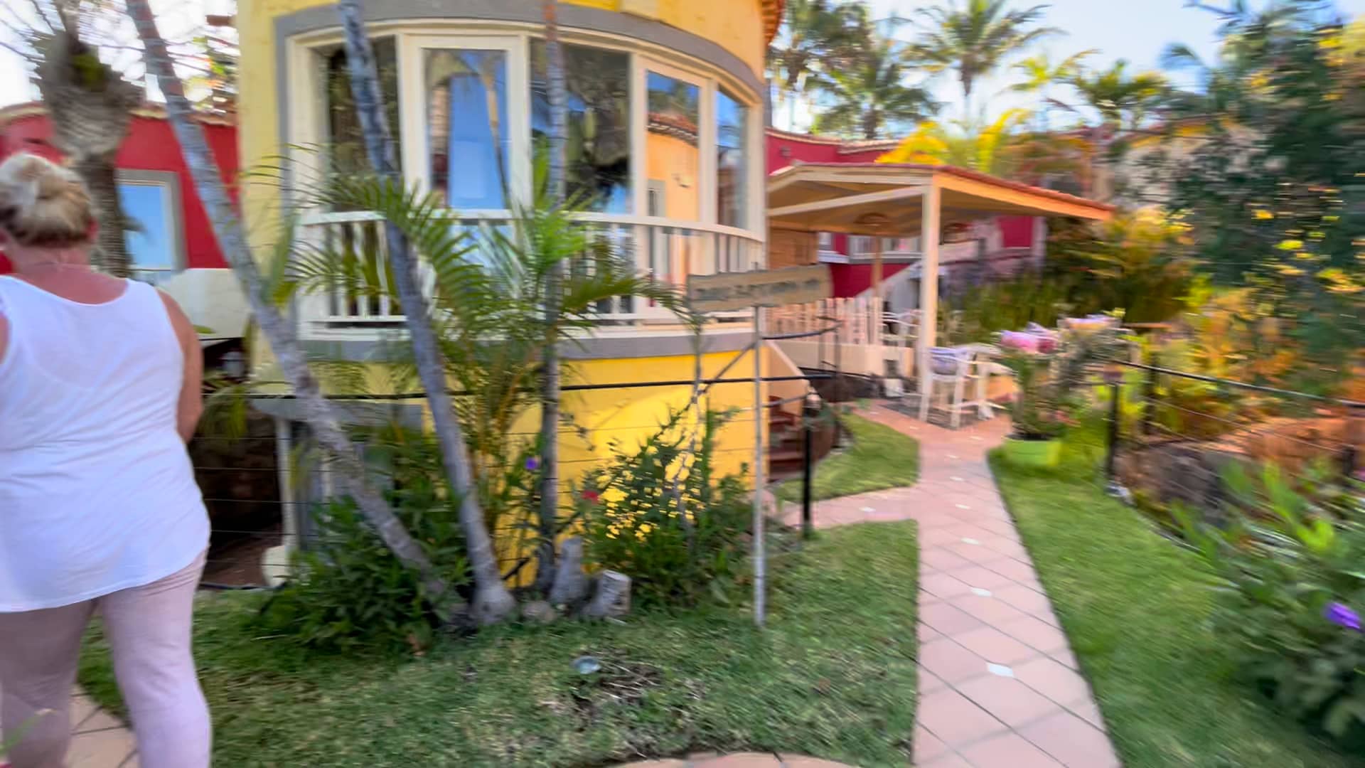 Standaard Cozy Kamer Petit Natura: Naturist & Nudist Resort/Hotel on Vimeo