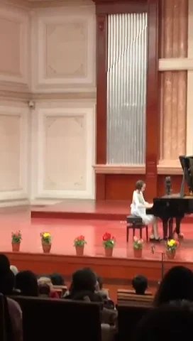 Mimi Zou’s Solo Concert 2017 -1 on Vimeo