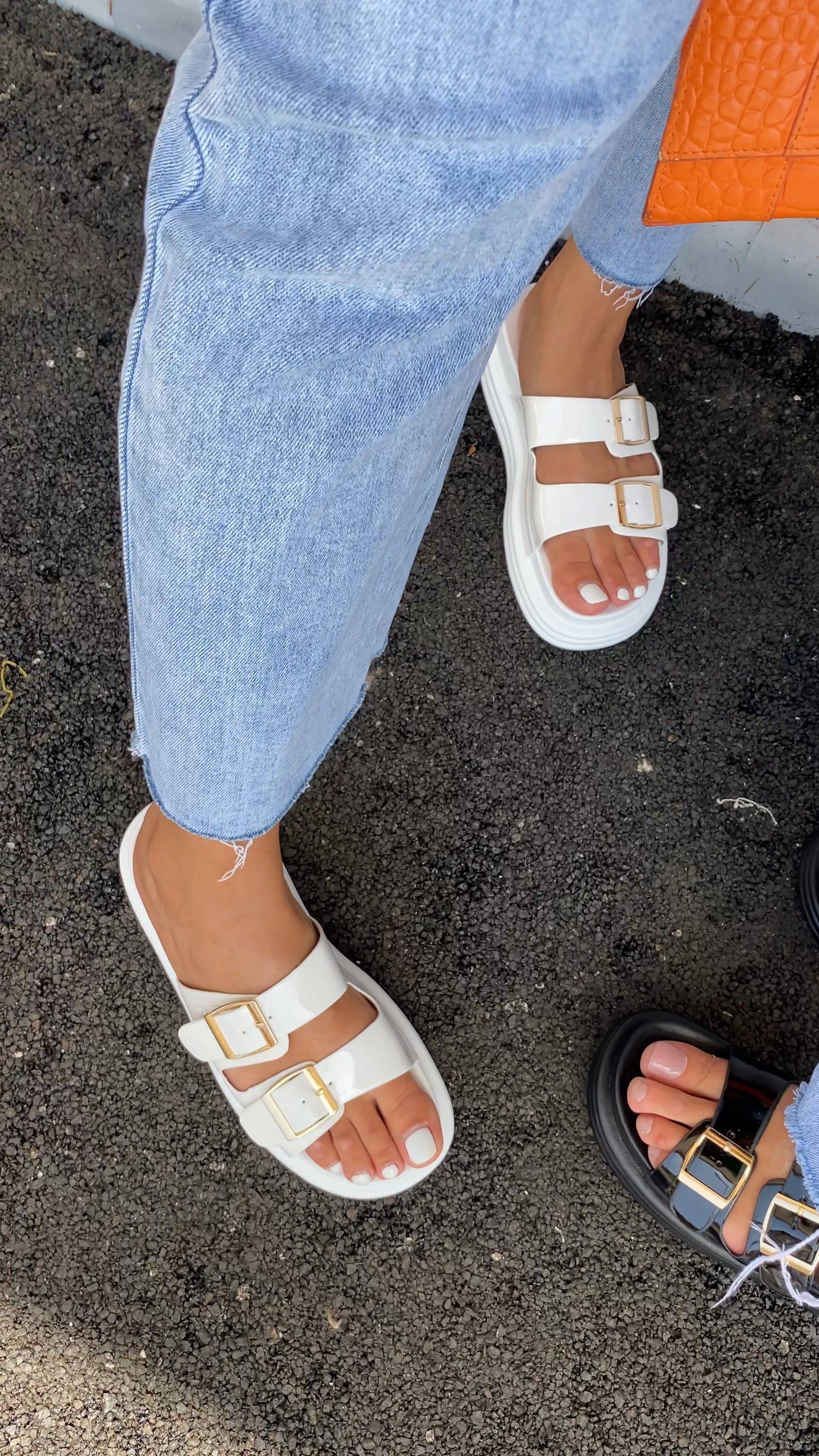 sandalo platform birk on Vimeo