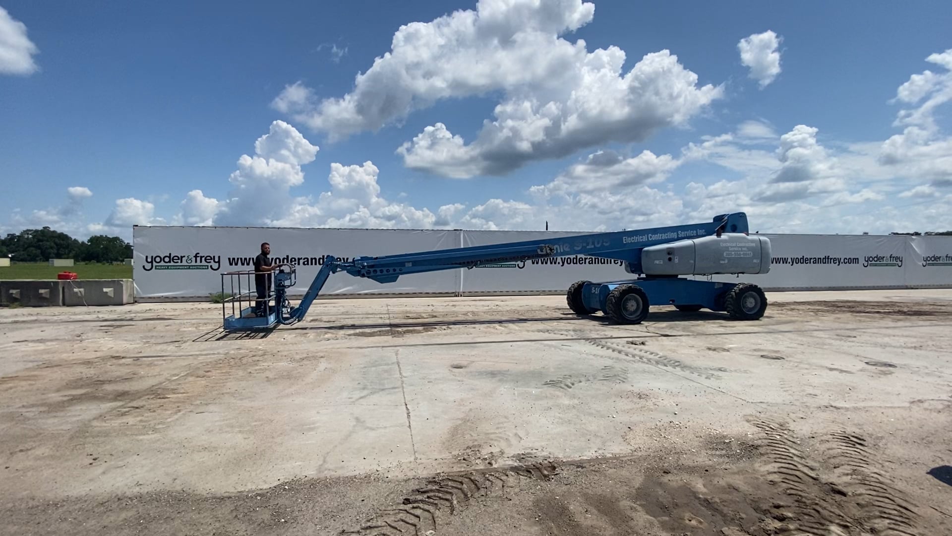 Yoder & Frey - Genie S105 4x4 Wheeled Articulated Boom - Y&F - Florida ...