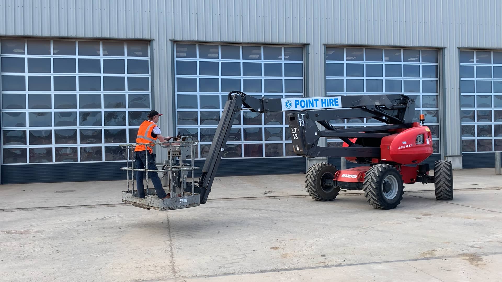 Manitou 200ATJ Wheeled Articulated Boom Lift Access Platform - Dromore ...