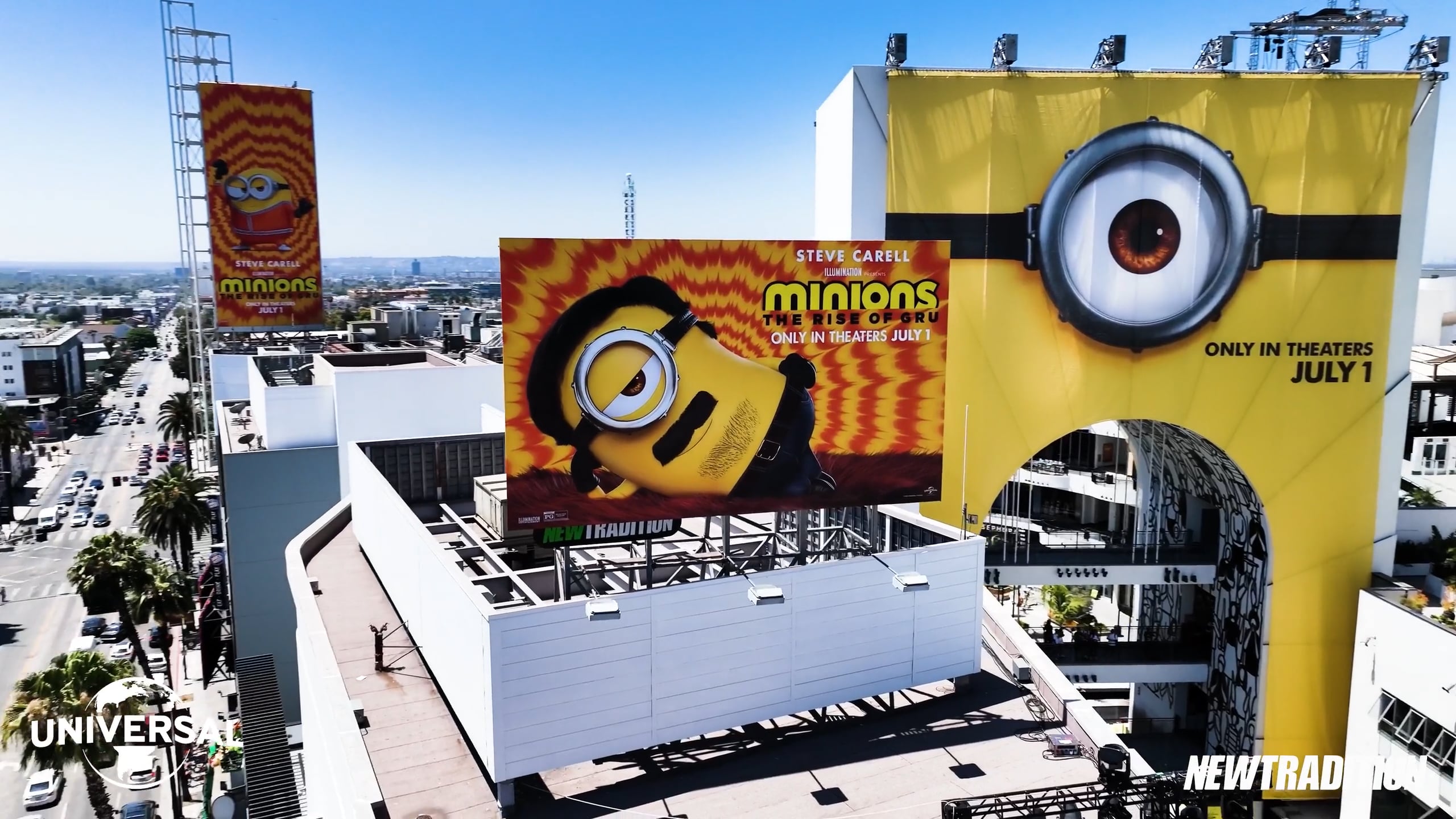 Minions Takeover Ovation Hollywood on Vimeo