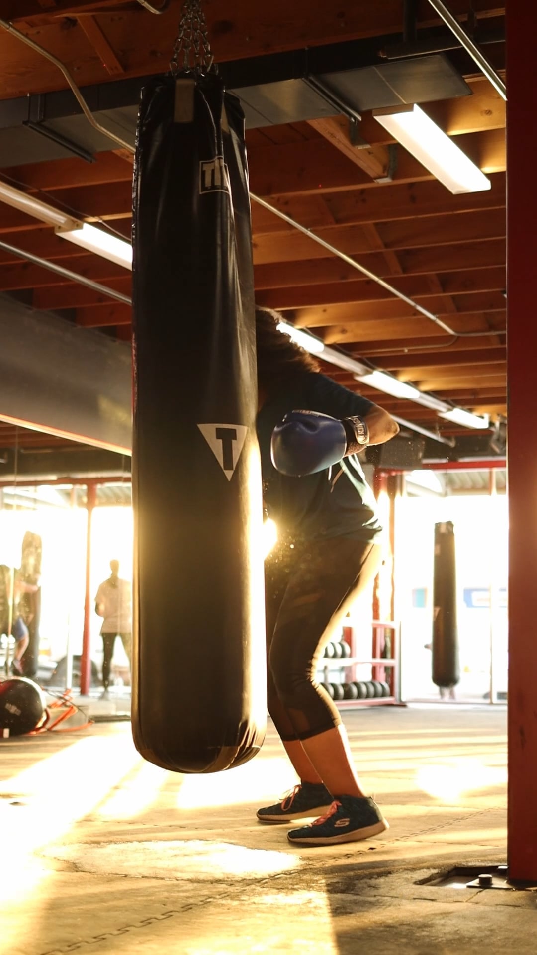 Boxing Fit University Womens Kickboxing on Vimeo