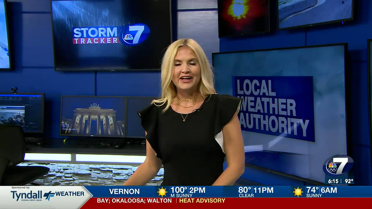 Nikki Sheaks, 6pm weather - CBM 5.mp4 on Vimeo