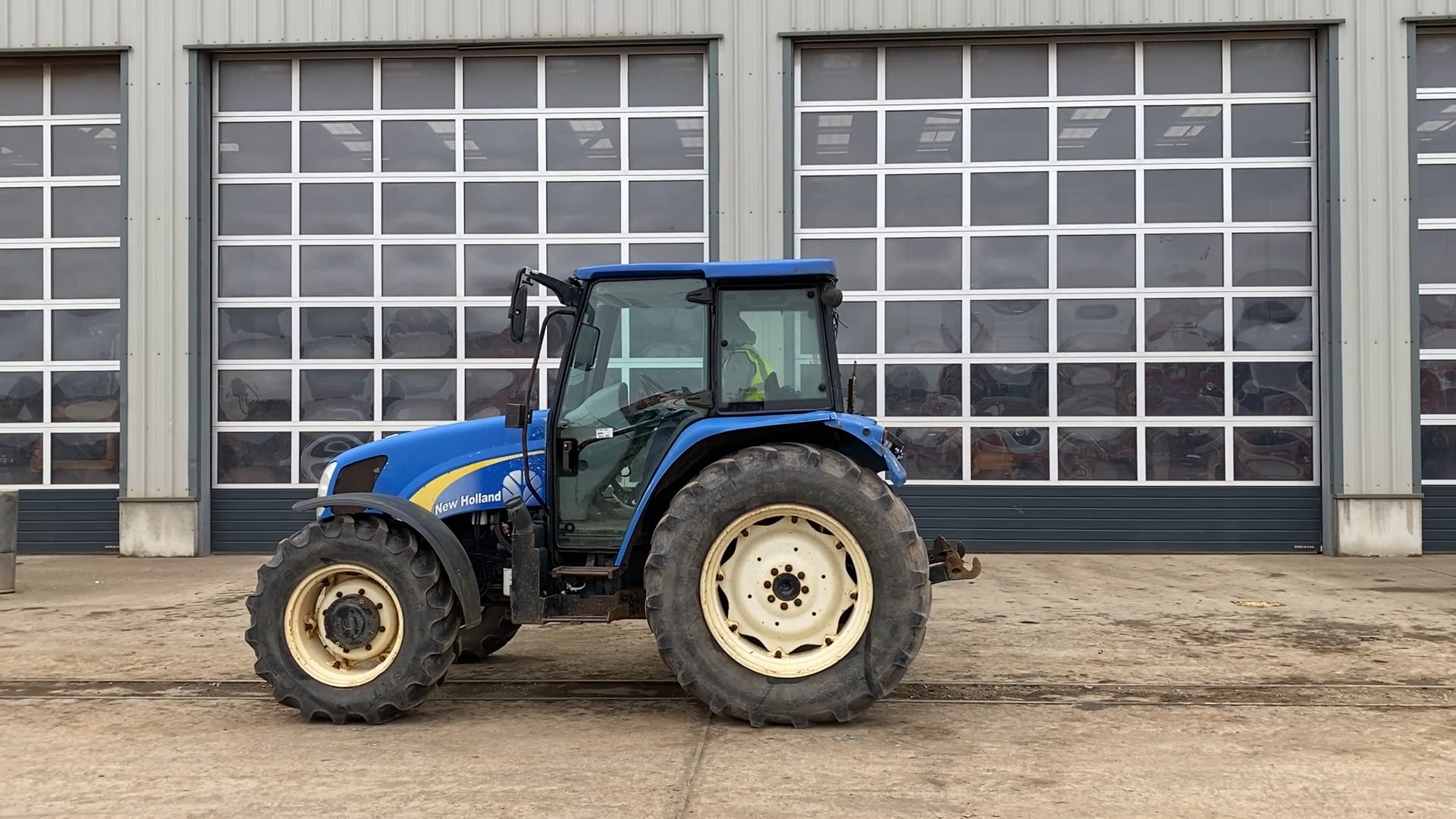 New Holland T5060 - Dromore June 22 on Vimeo