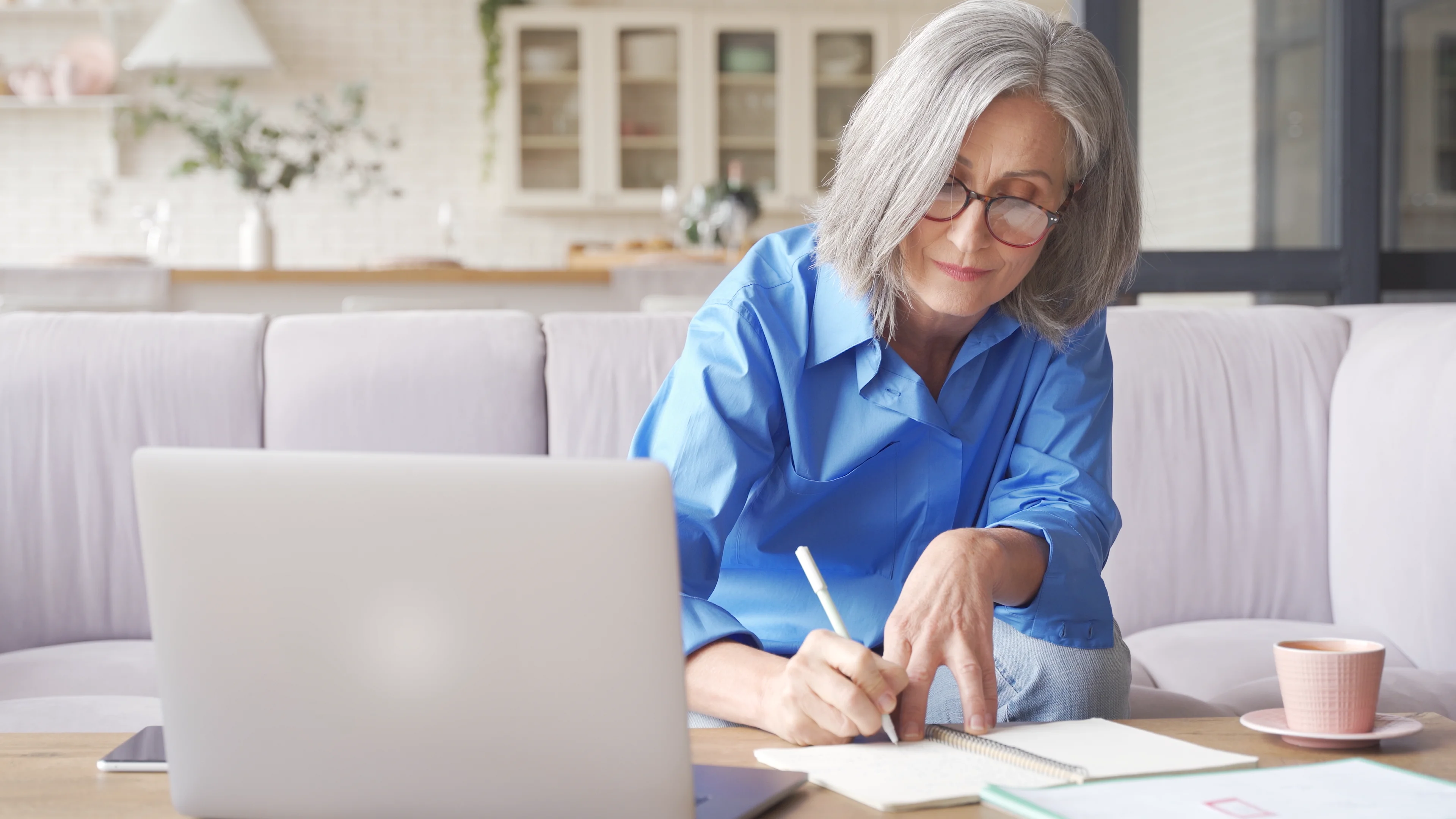 senior-older-woman-elearning-watching-webinar-on-l-2021-08-31-08-10-30 ...