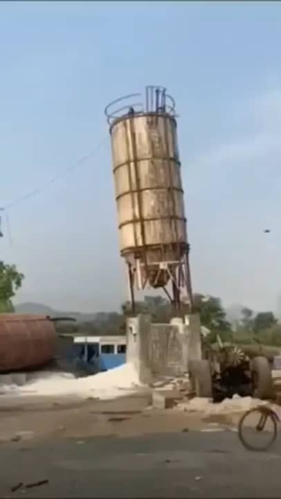 hjjg (13).mp4 on Vimeo