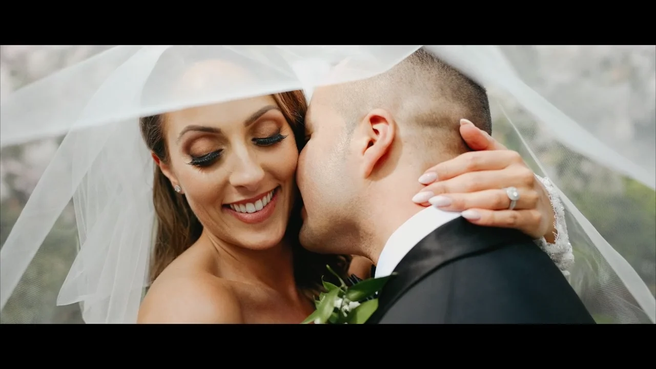 Daniela & Andres - Storytelling Video on Vimeo