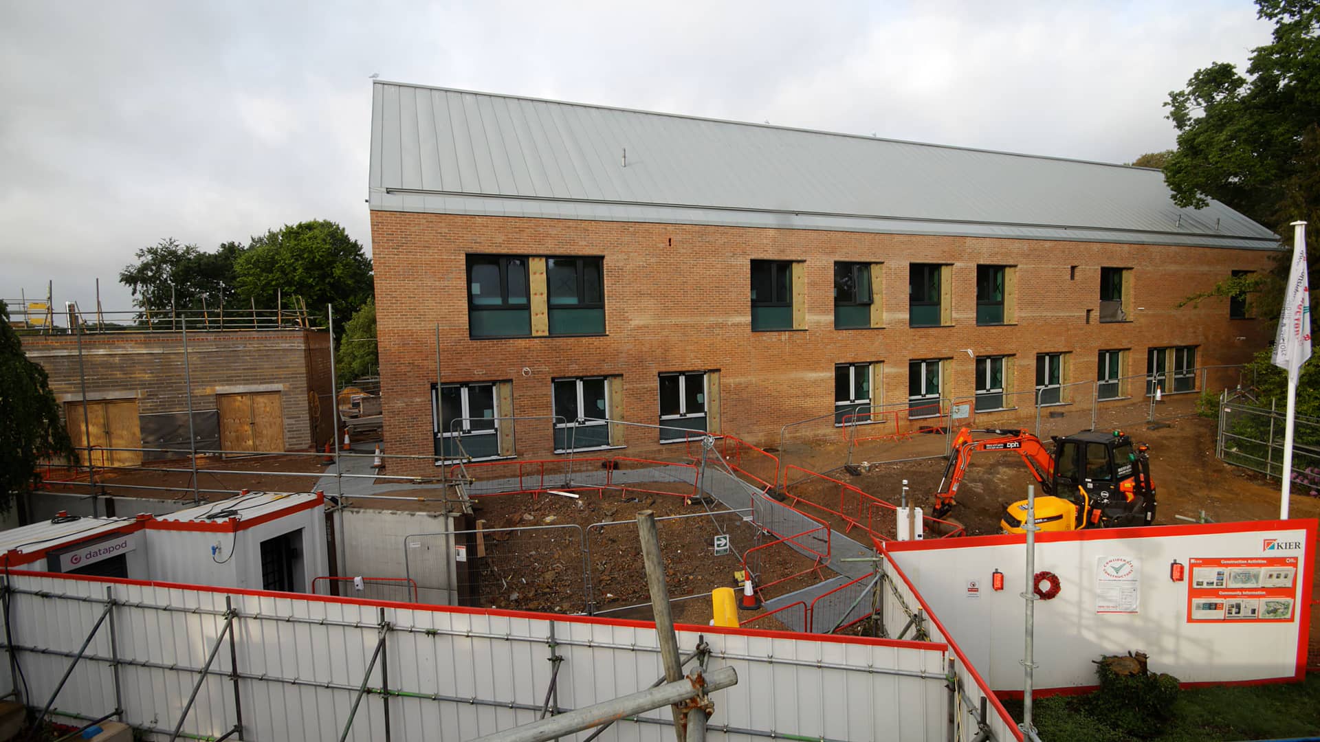 Hythe and Dibden War Memorial Hospital - May/June progress on Vimeo