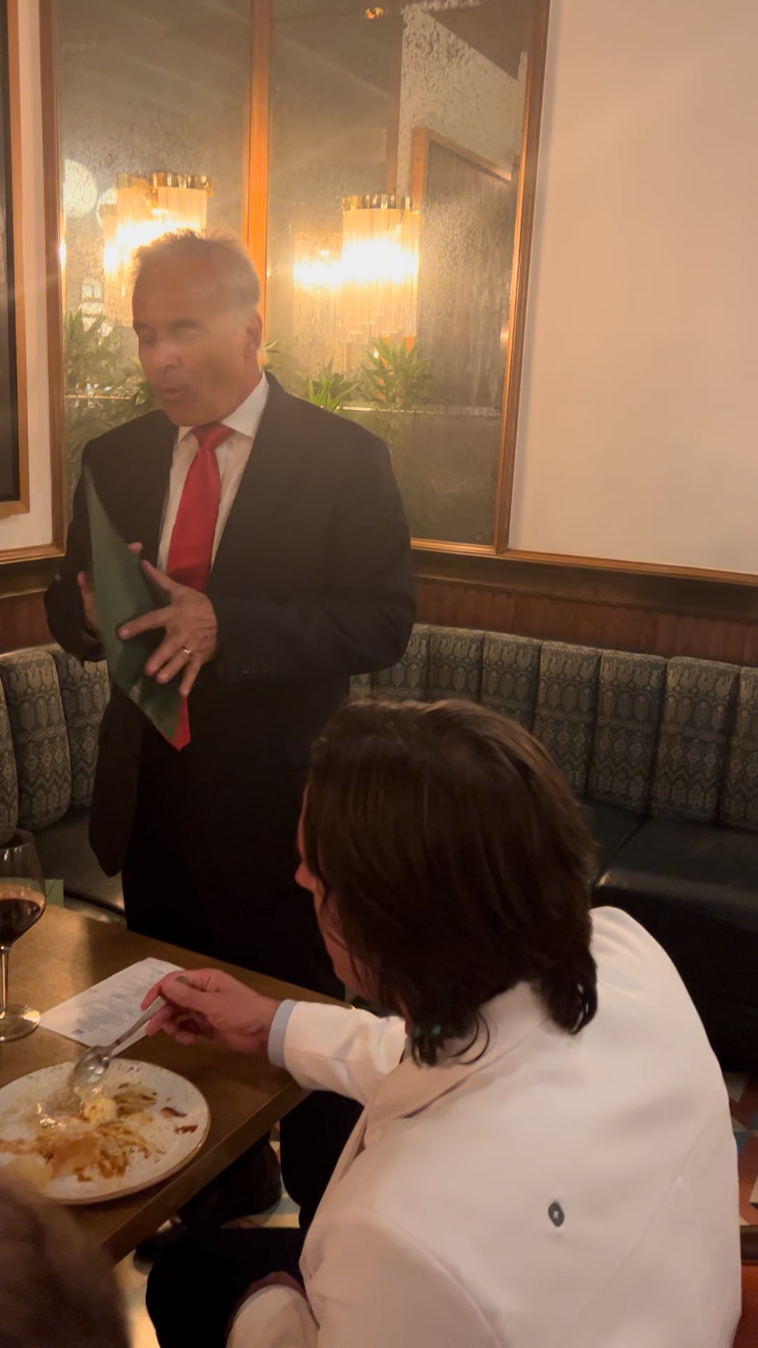 Eric Couch Speaks At Four Seasons Mexico City on Vimeo