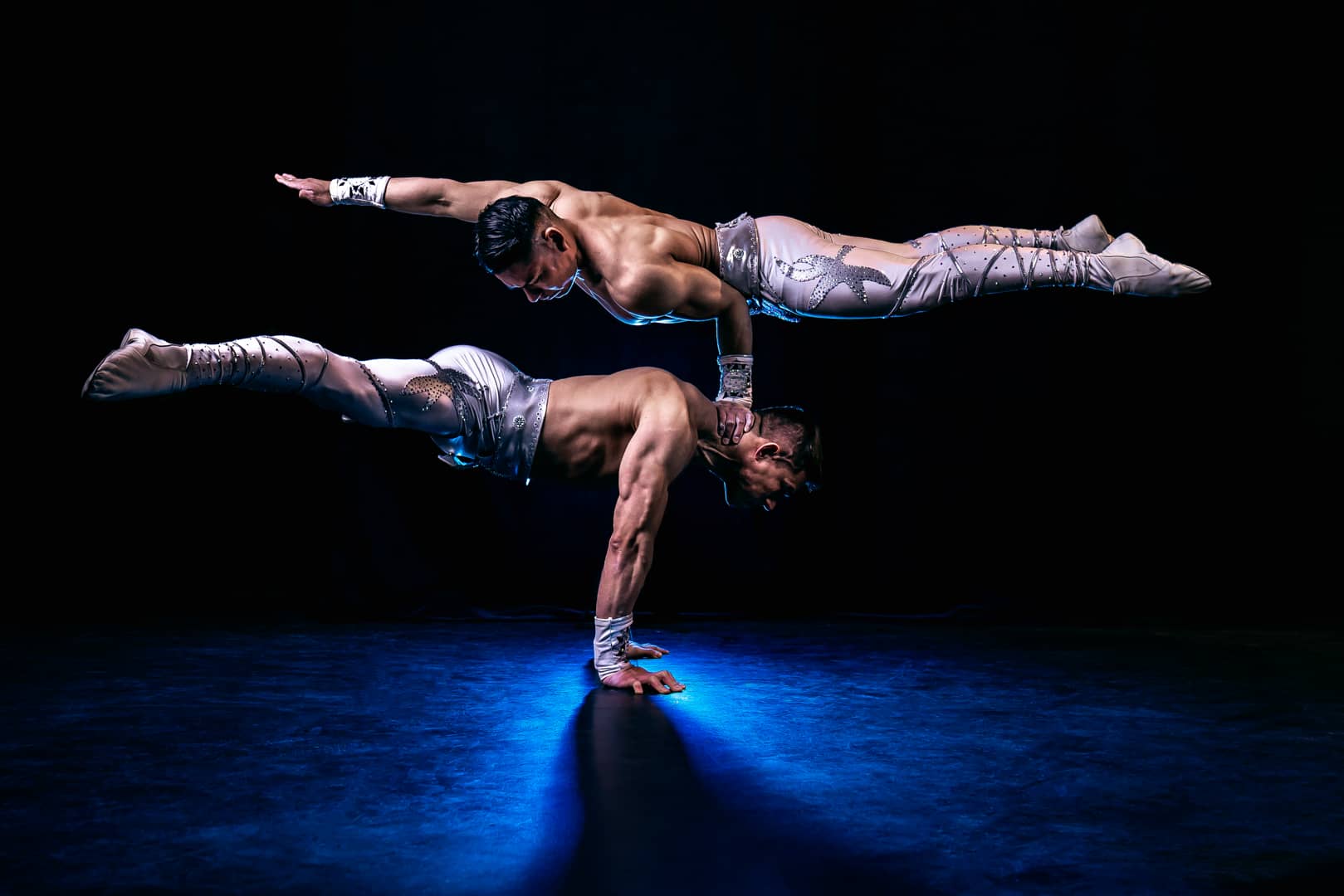 Duo Vitalis _ Hand auf Hand Akrobatik presented by Kriger Entertainment ...