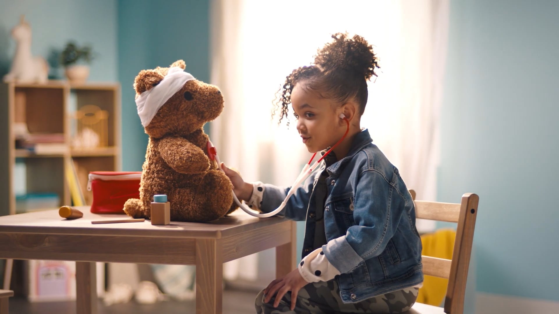 TV Commercial Entries - Cub Honors the 50th Anniversary of Title IX on ...