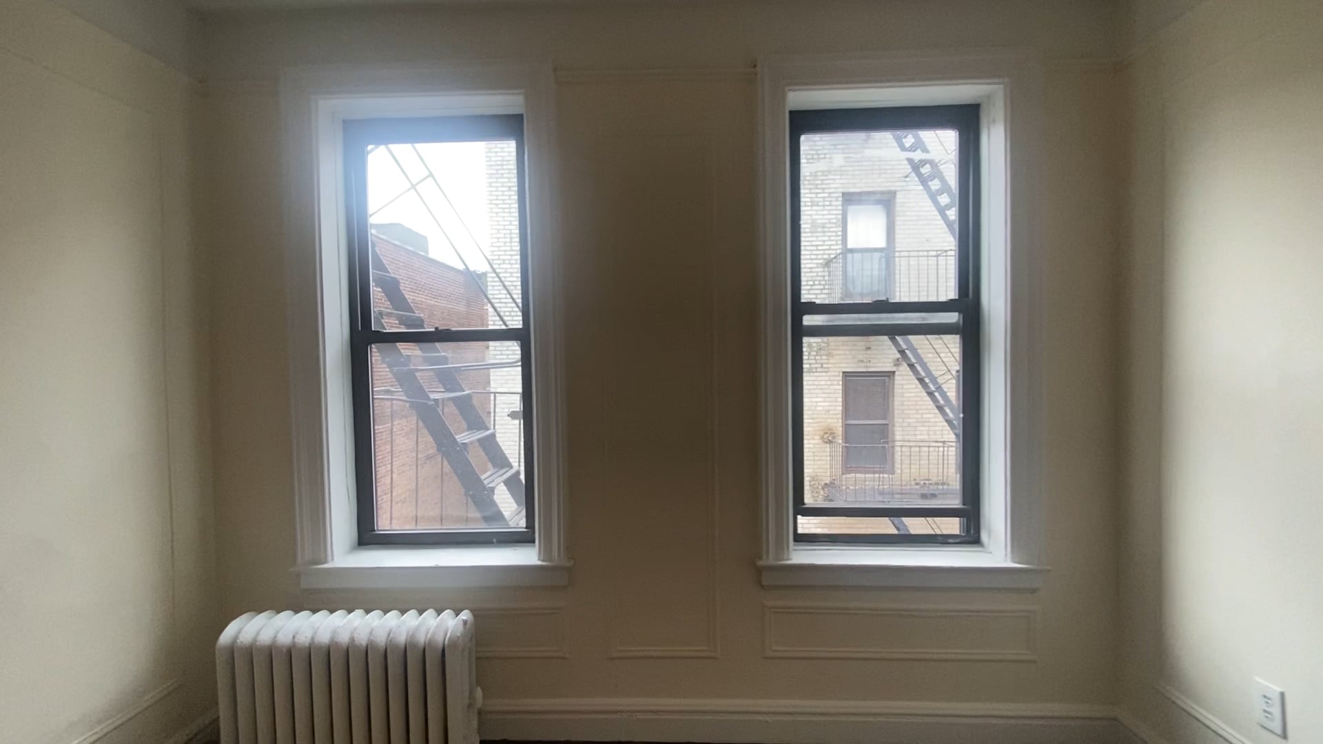 4863 Broadway #6P on Vimeo