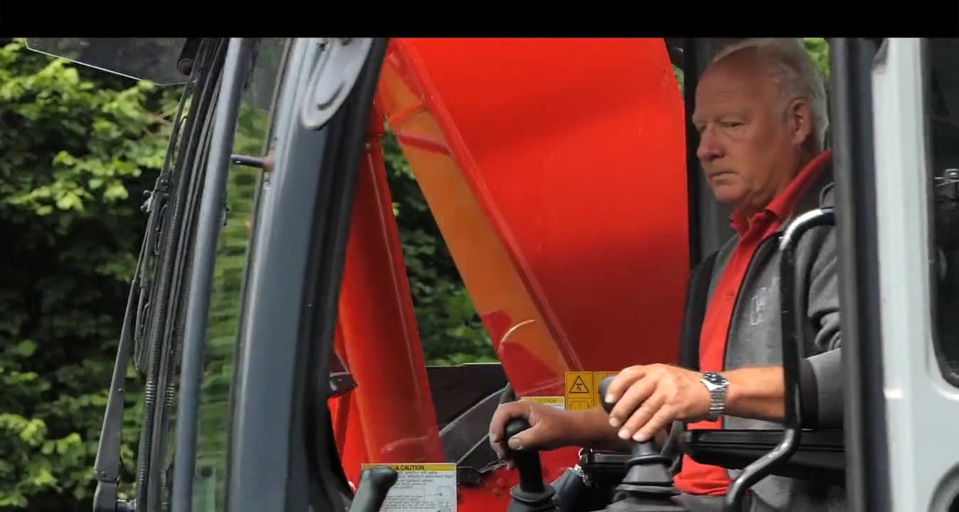 Loon- en aannemingsbedrijf Wouters BV on Vimeo