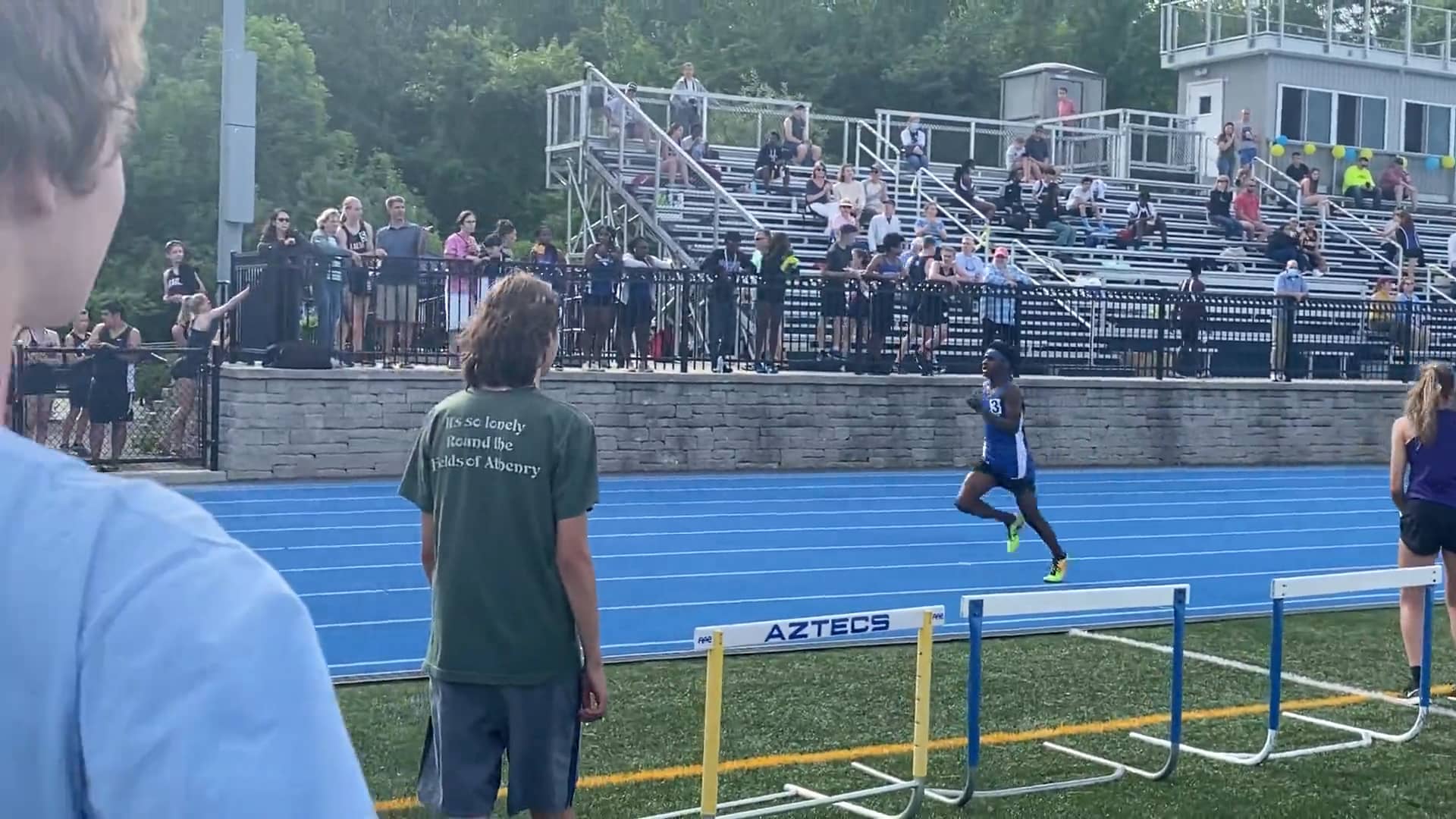 Brian Boateng 2:08 800m race on Vimeo