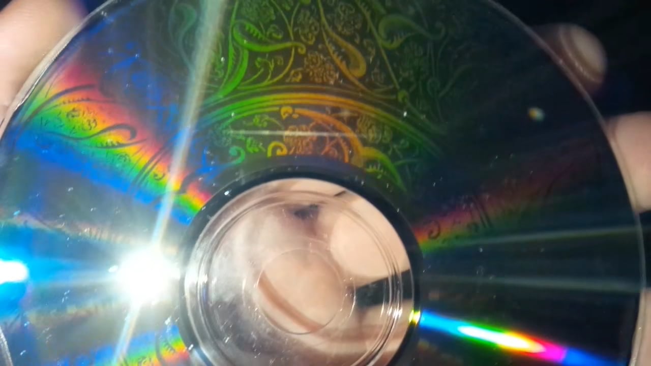 Burning Pictures on a Compact Disc Surface on Vimeo