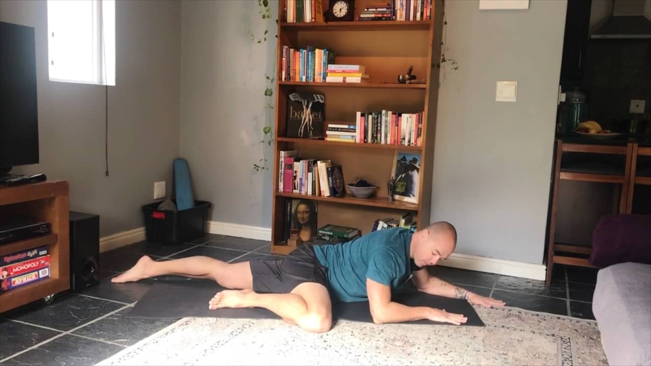 Rotational knee elbow crawl.mp4 on Vimeo