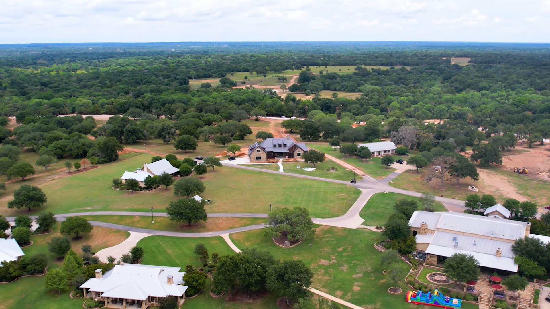 Texas Casual Cottages-The Big Easy Ranch on Vimeo