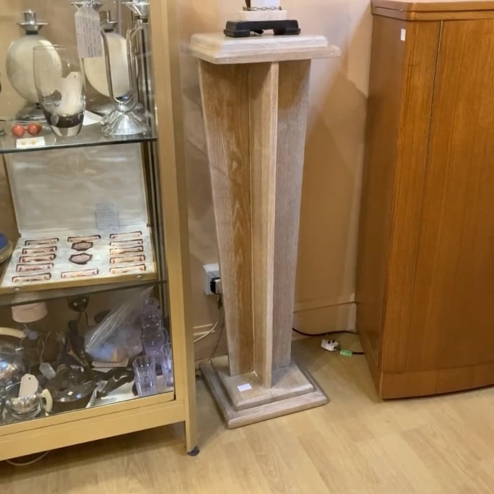 39374 - Art Deco Limed Oak Plinth on Vimeo