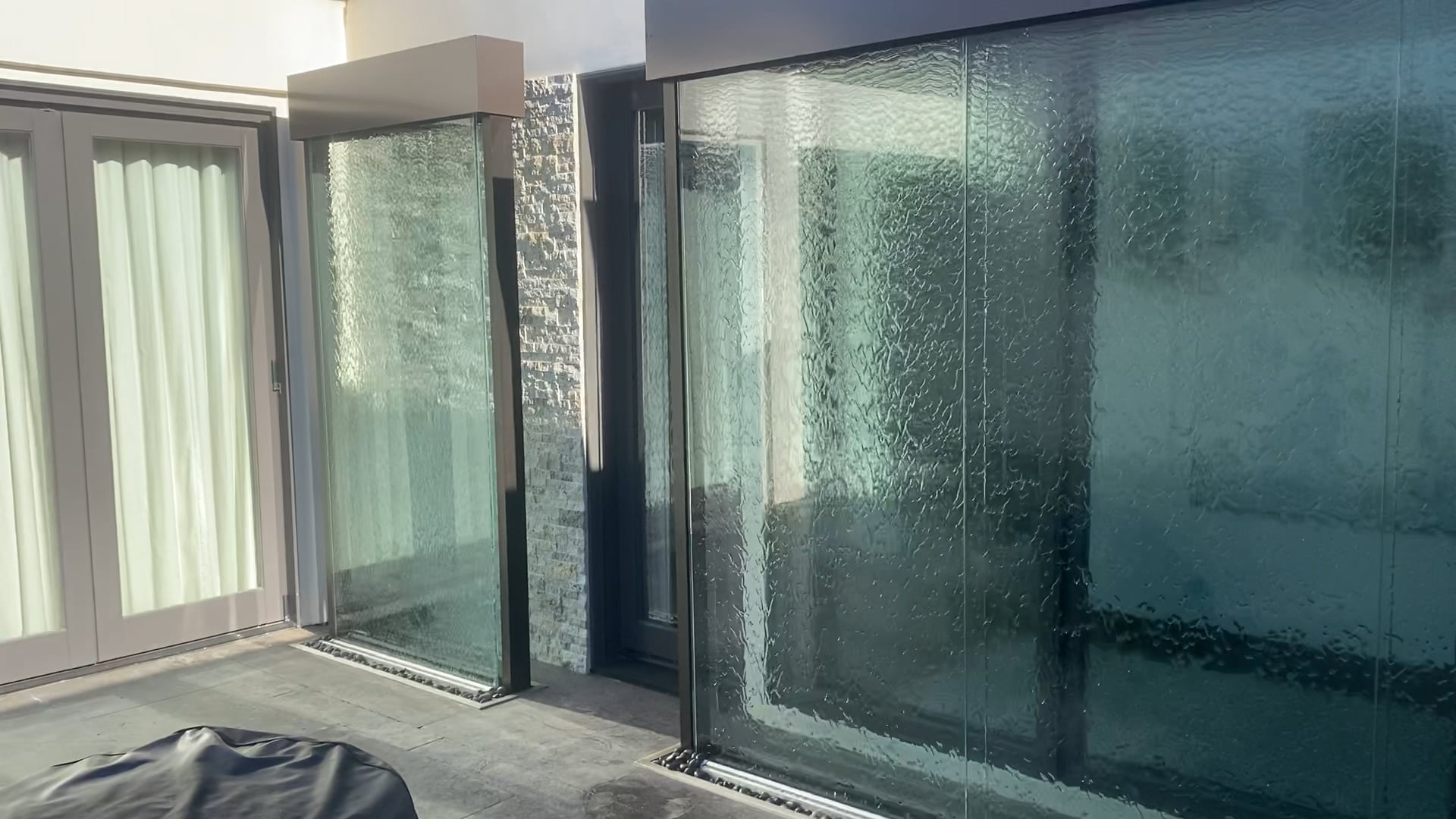 Patented Liquid-Lock System with L2O Liquid on Vimeo