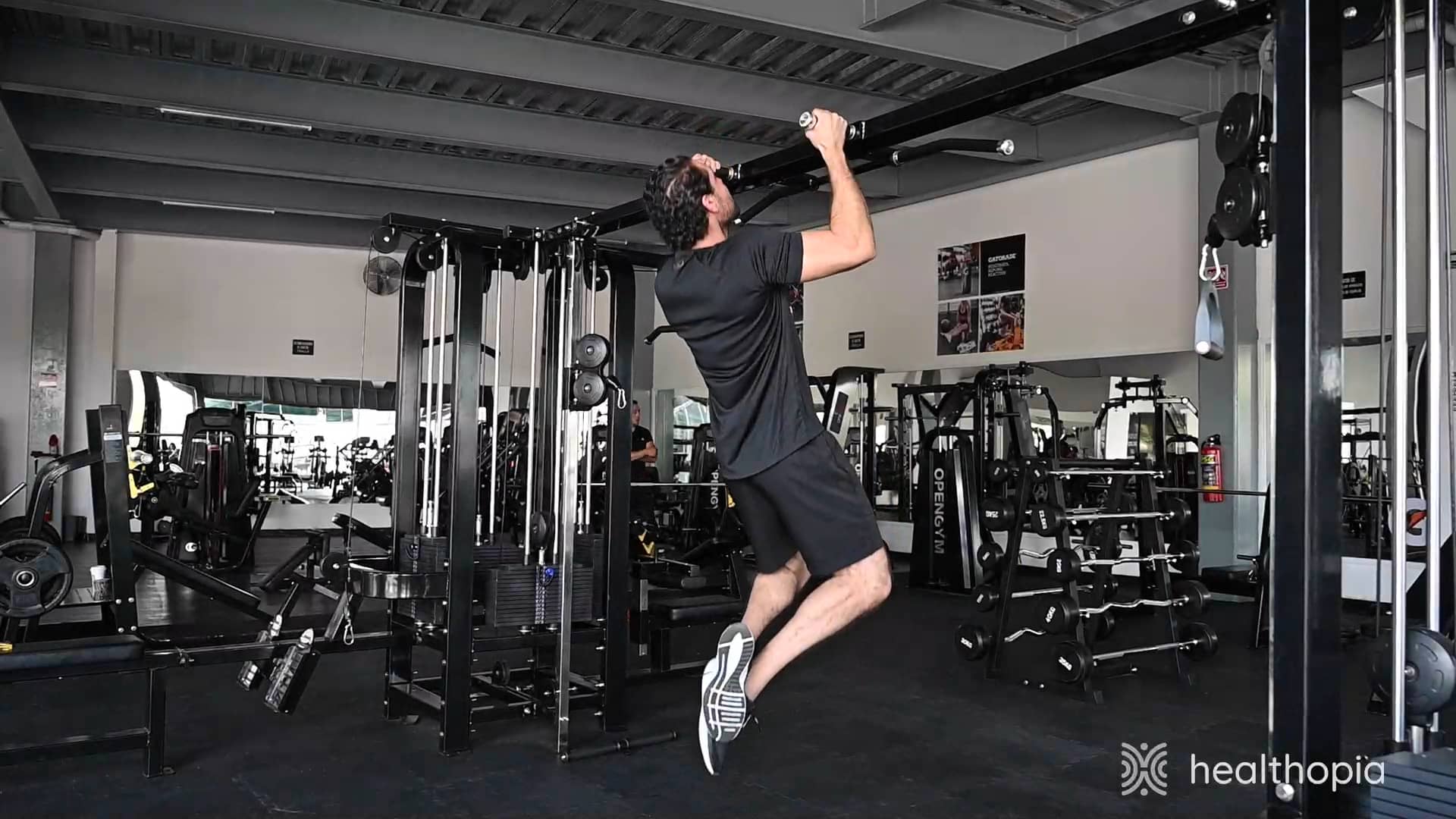 Pull ups medias on Vimeo