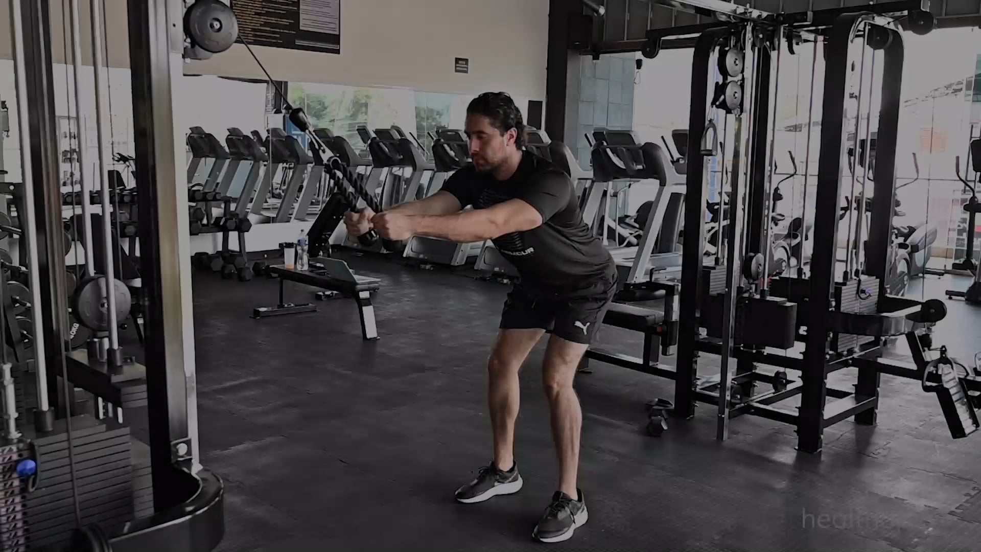 Pull over con cuerda en polea on Vimeo